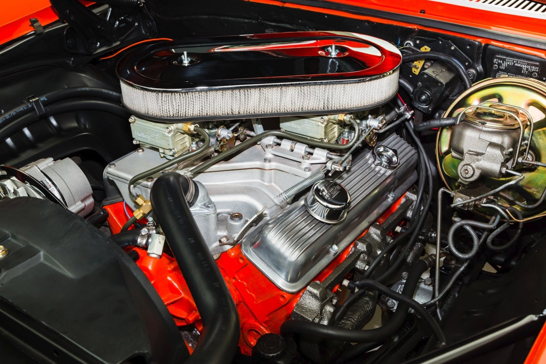 Chevy 302 SBC: The High-Revving Small-Block Legend - Car Junkie Mag