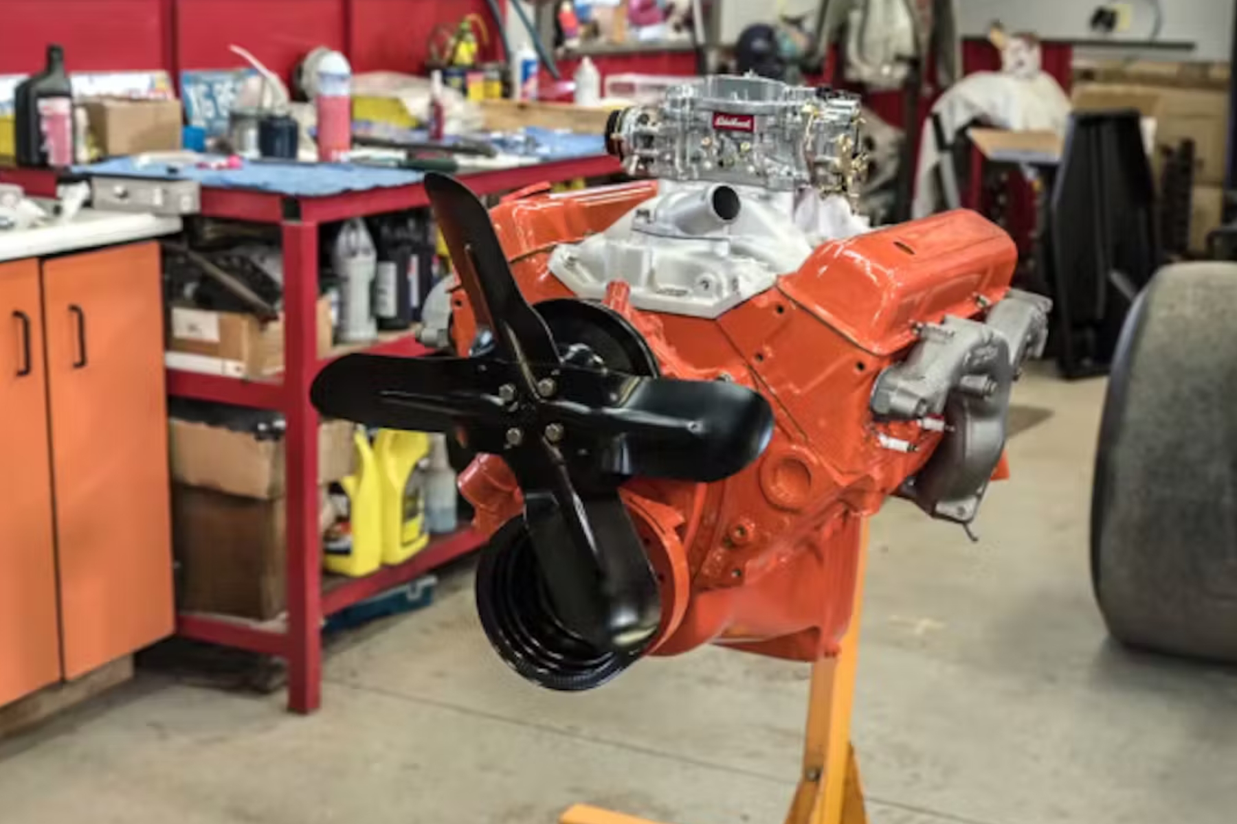 SBC 305 Vs 350: A Closer Look At Two Small-Block Icons - Car Junkie Mag
