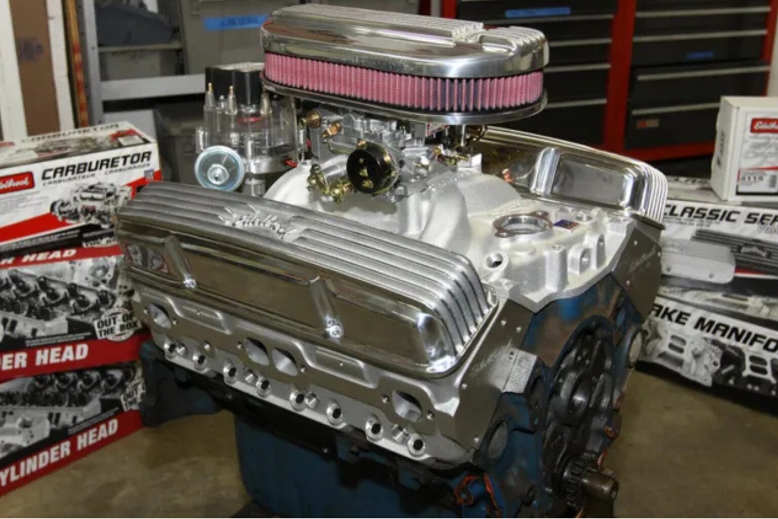 SBC 305 Vs 350: A Closer Look At Two Small-Block Icons - Car Junkie Mag