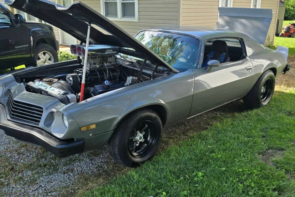 Classic Car Community Lifts Up A Veteran Hot Rodder - Car Junkie Mag